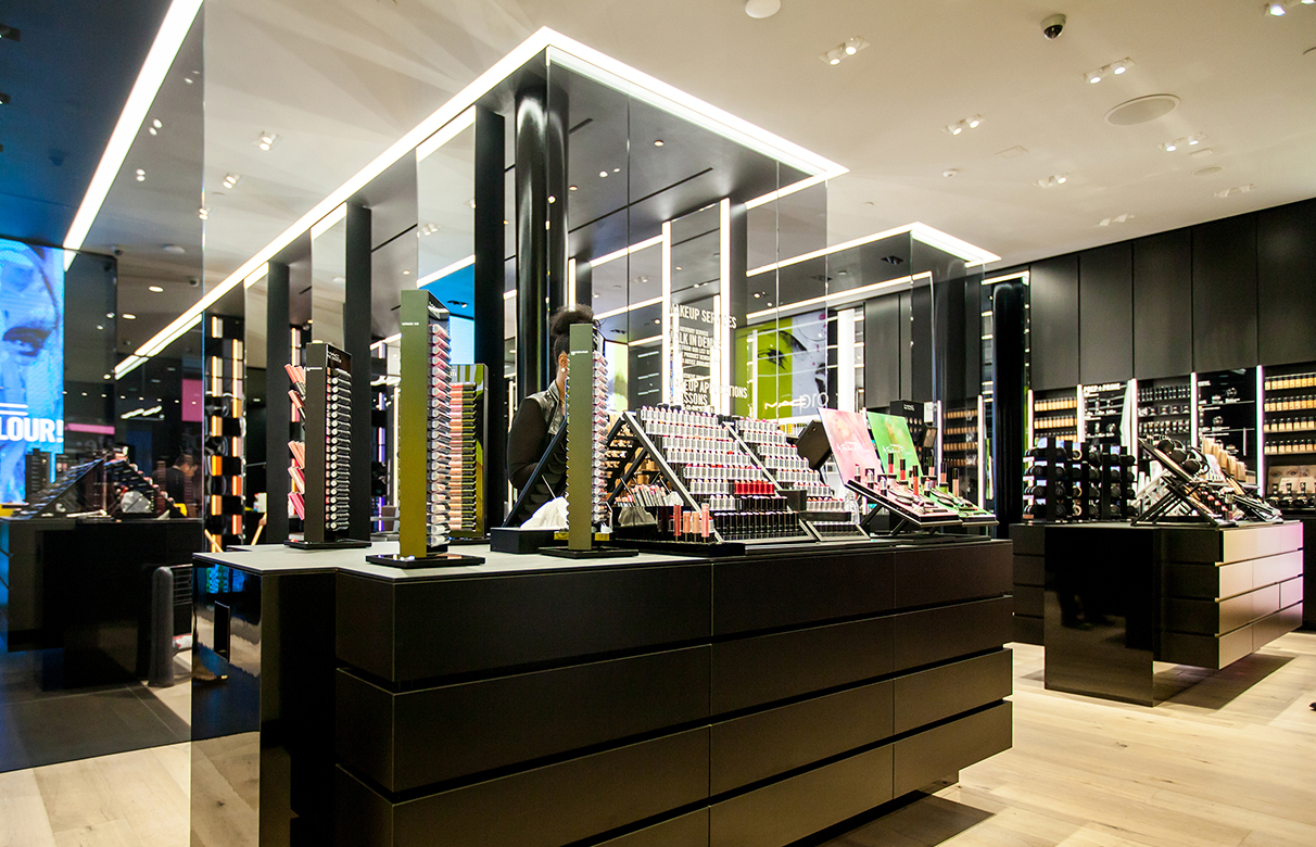 M.A.C. Cosmetics | Finelite